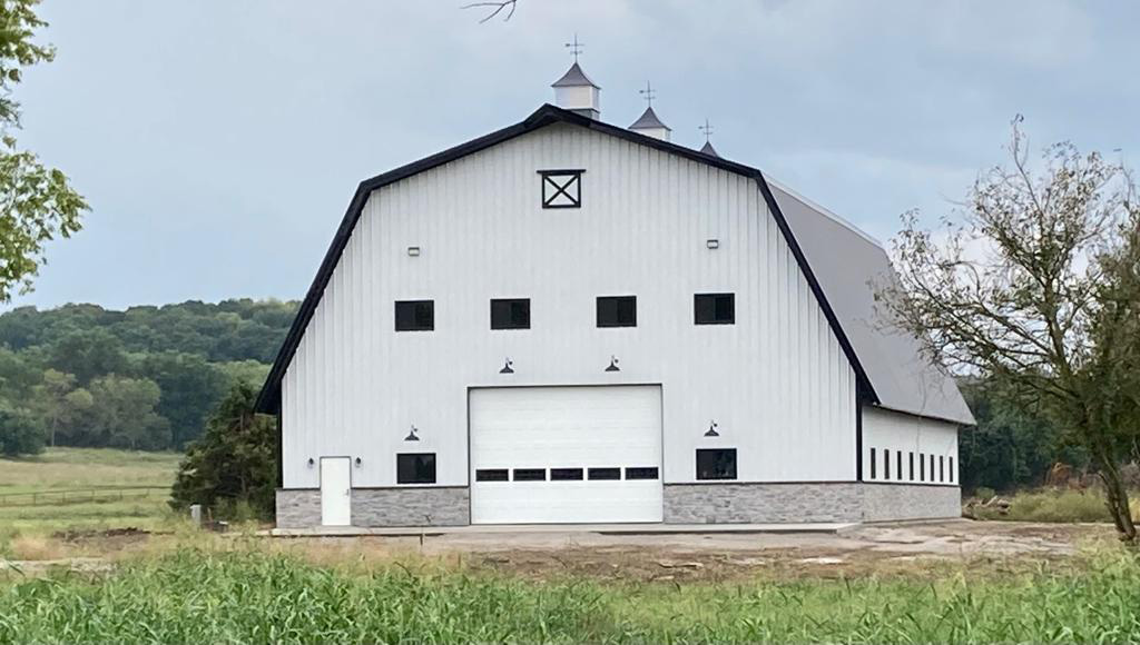 Gambrel Style Barn Builders Near Me - Gambrel Roof Design